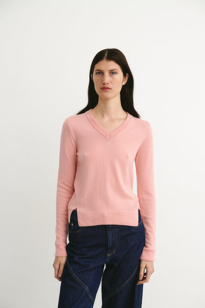 Sonia V-Neck Sweater Salmon – ATTIRE THE STUDIO